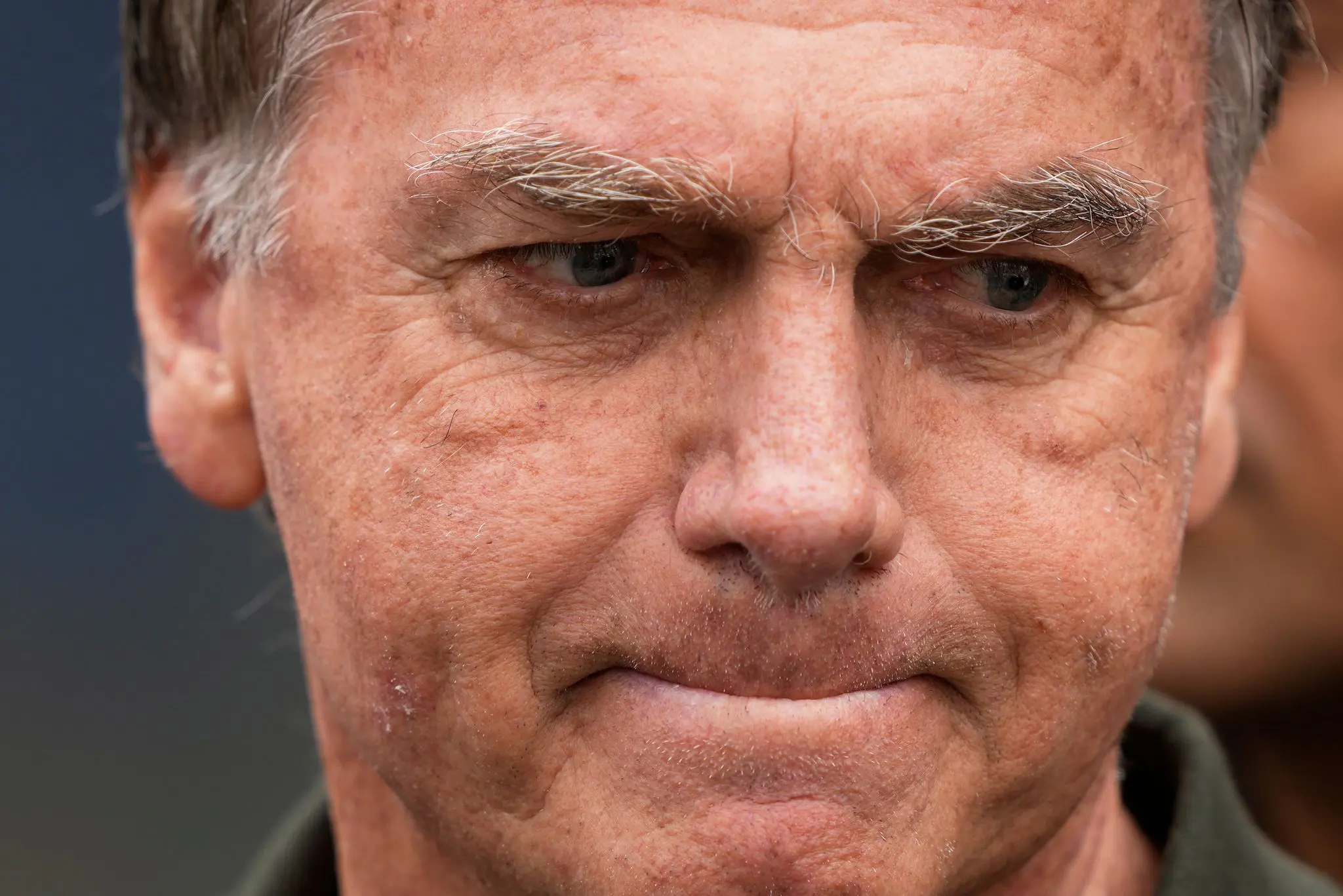 Bolsonaro darf Haft für Leistenbruch-OP verlassen - Hitradio antenne 1